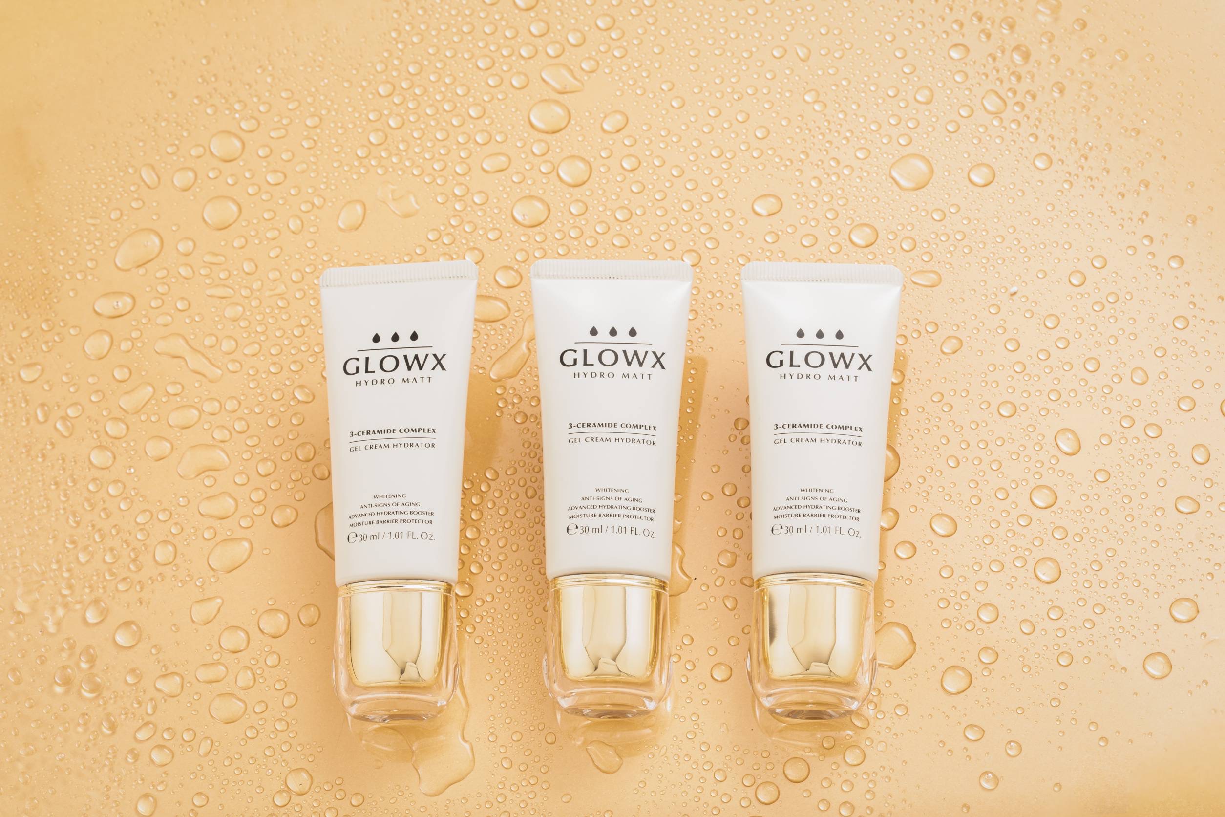 “แต้ว" เปลี่ยน “ผิวแห้งขาดน้ำ” ให้ฉ่ำโกลว์ด้วย GLOWX