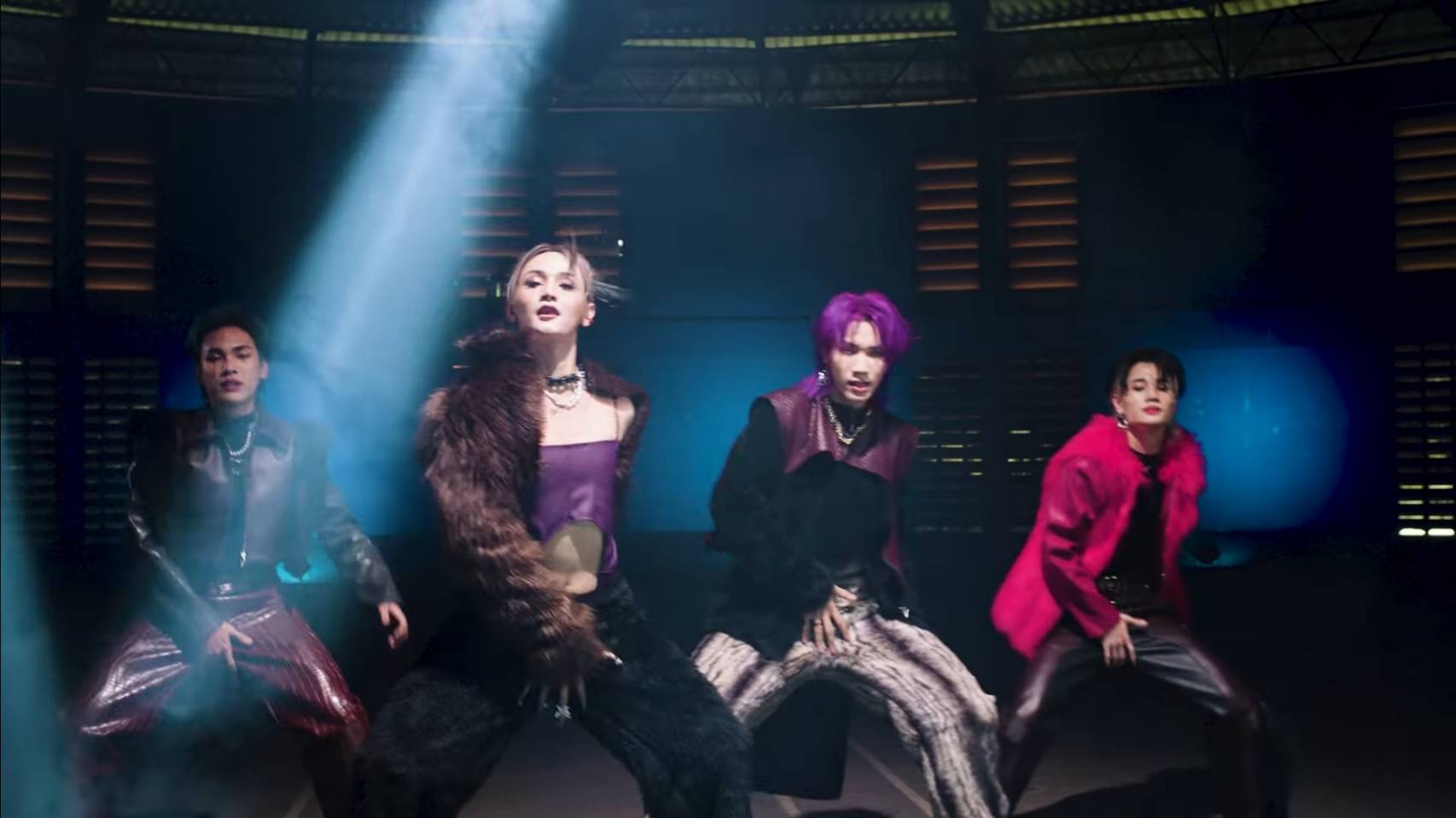 ว้าวมาก!!! มาแล้ว Teaser1 MV “Roller Coaster” ของ 4MIX