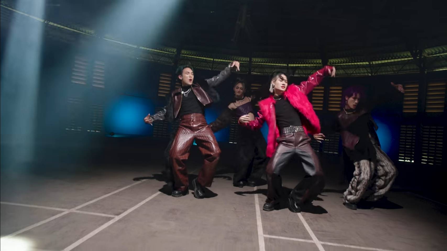 ว้าวมาก!!! มาแล้ว Teaser1 MV “Roller Coaster” ของ 4MIX