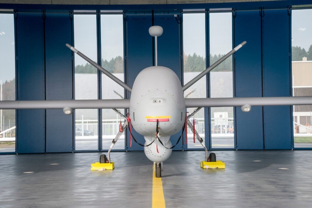 จับตาอนาคต ทร. โครงการซื้อโดรน Hermes 900 - INN News