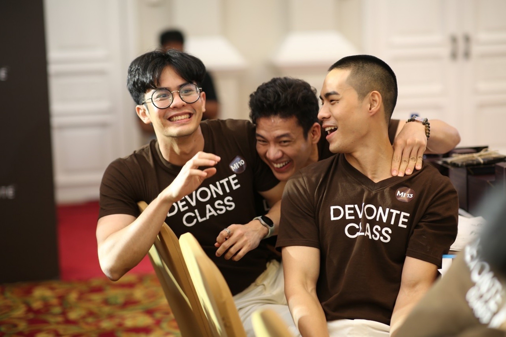 30 หนุ่มหล่อ MISTER INTERNATIONAL THAILAND 2022 เข้าคลาส ติวเข้ม - INN News