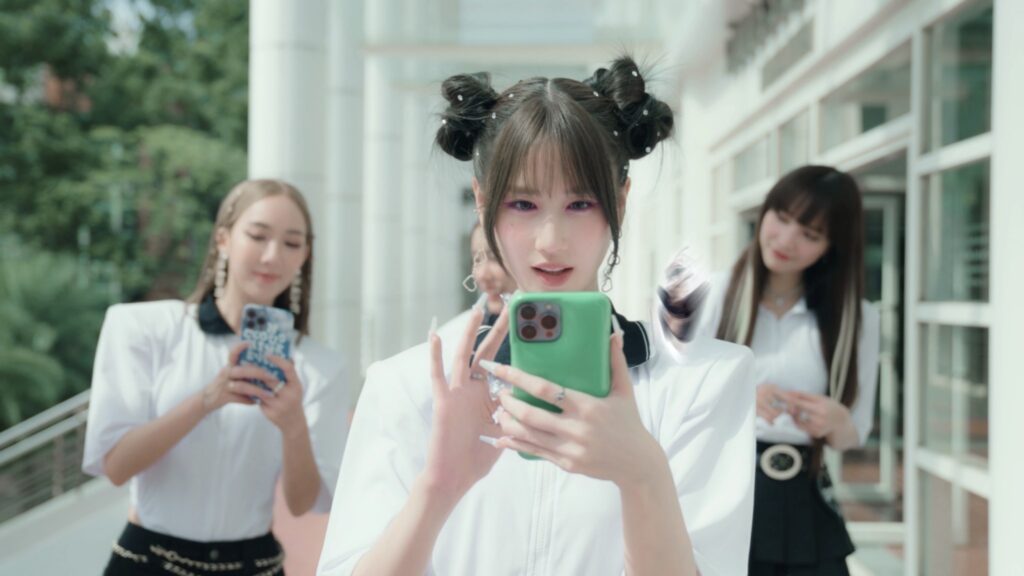 “SIZZY” ควง “เอิร์ท-มิกซ์” ปล่อยซิงเกิ้ลใหม่ “รับผิดชอบใจฉันด้วย” (LOVE ...