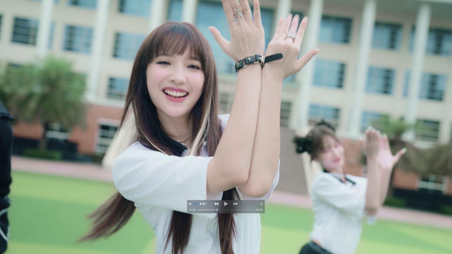 “SIZZY” ควง “เอิร์ท-มิกซ์” ปล่อยซิงเกิ้ลใหม่ “รับผิดชอบใจฉันด้วย” (LOVE ...