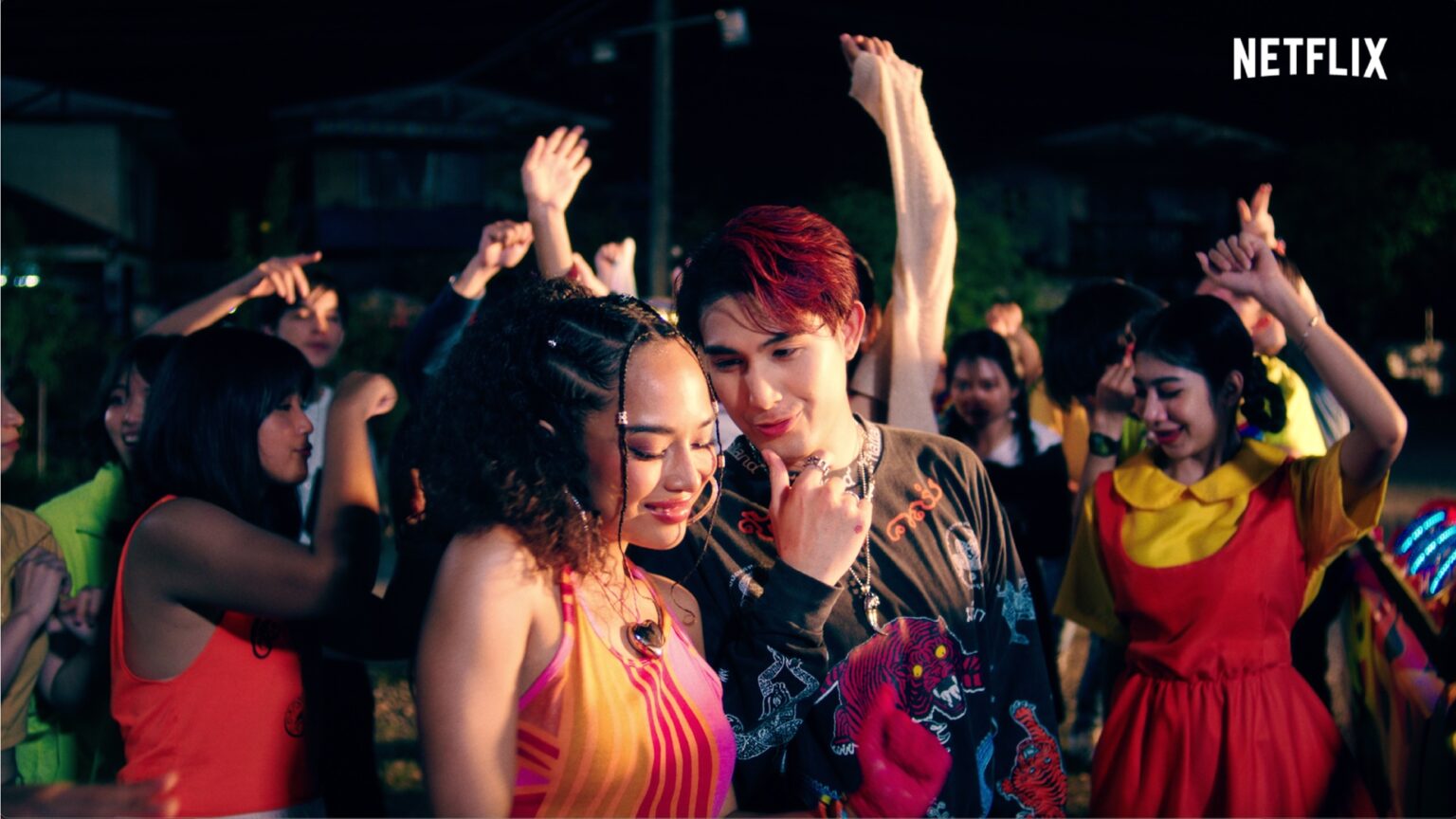 Netflix ชวนแดนซ์ส่งท้ายปี ดึง Botcash ปล่อยเพลง ‘Happy Netflix Year’ ชวน #เคาท์ดูข้ามปีที่ ...