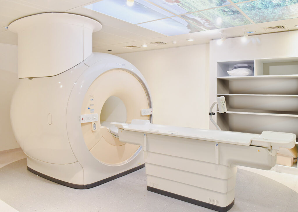 เปิดผลงานวิจัยชนะเลิศ เครื่อง MRI mock-scanner
