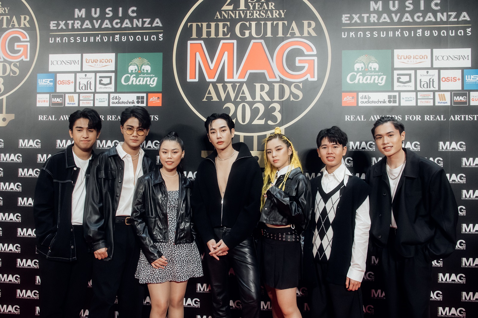 เจ๋ง !! ศิลปิน GMM GRAMMY คว้า 9 รางวัล เวทีคนดนตรี The Guitar Mag Awards 2023 - INN News