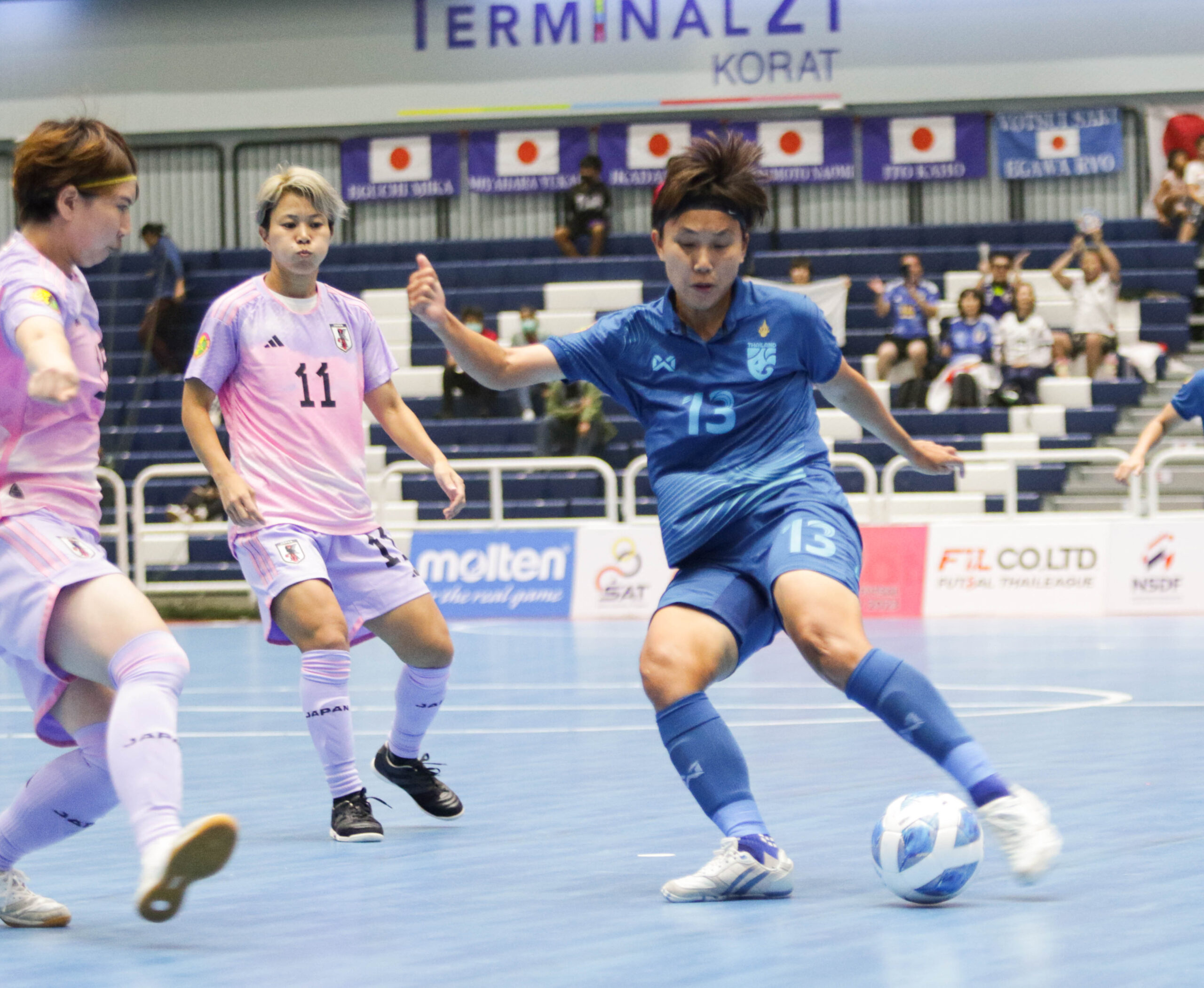 เกินต้าน! ฟุตซอลหญิงไทย พ่ายญี่ปุ่น 2-5 จบรองแชมป์ NSDF 2023