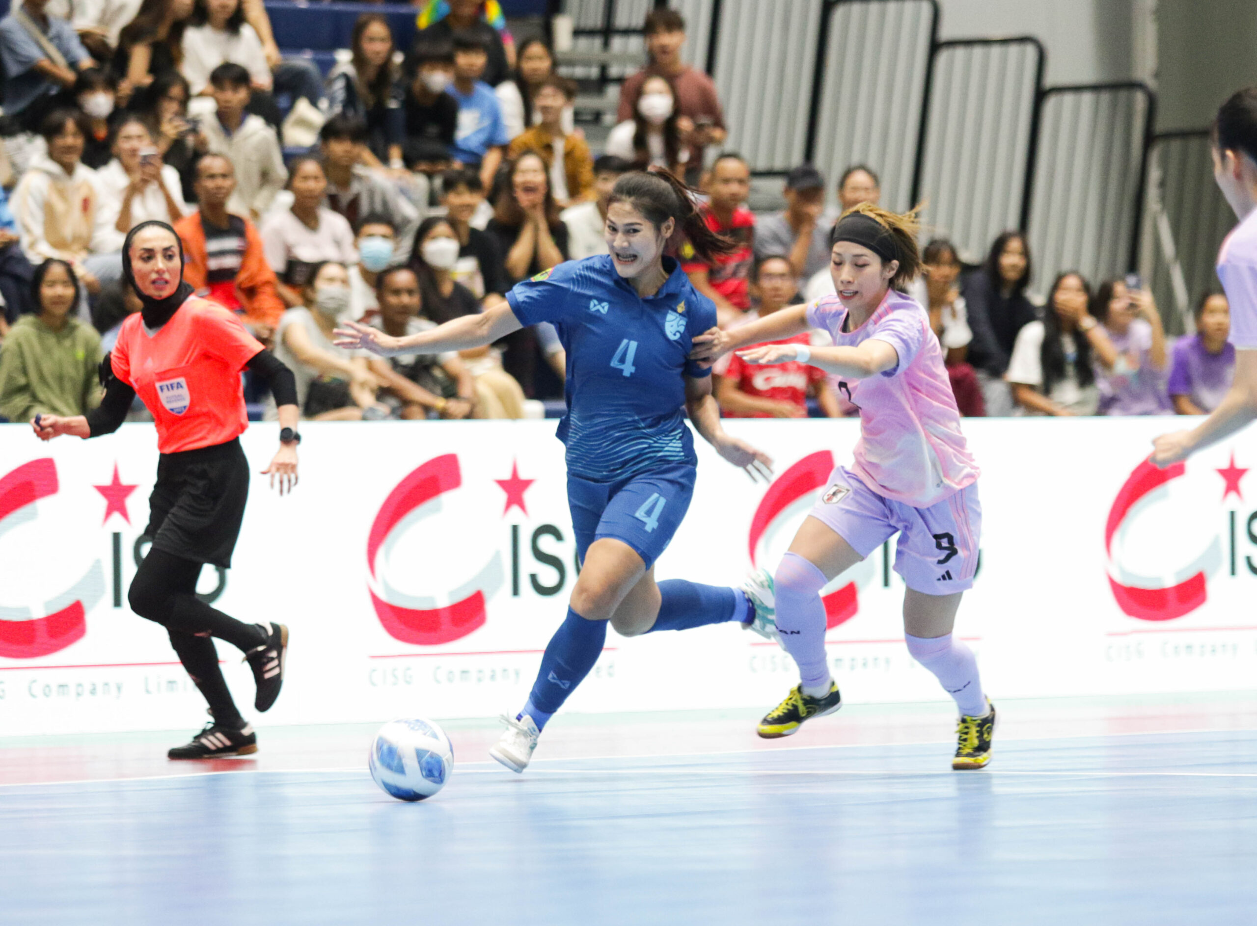 เกินต้าน! ฟุตซอลหญิงไทย พ่ายญี่ปุ่น 2-5 จบรองแชมป์ NSDF 2023