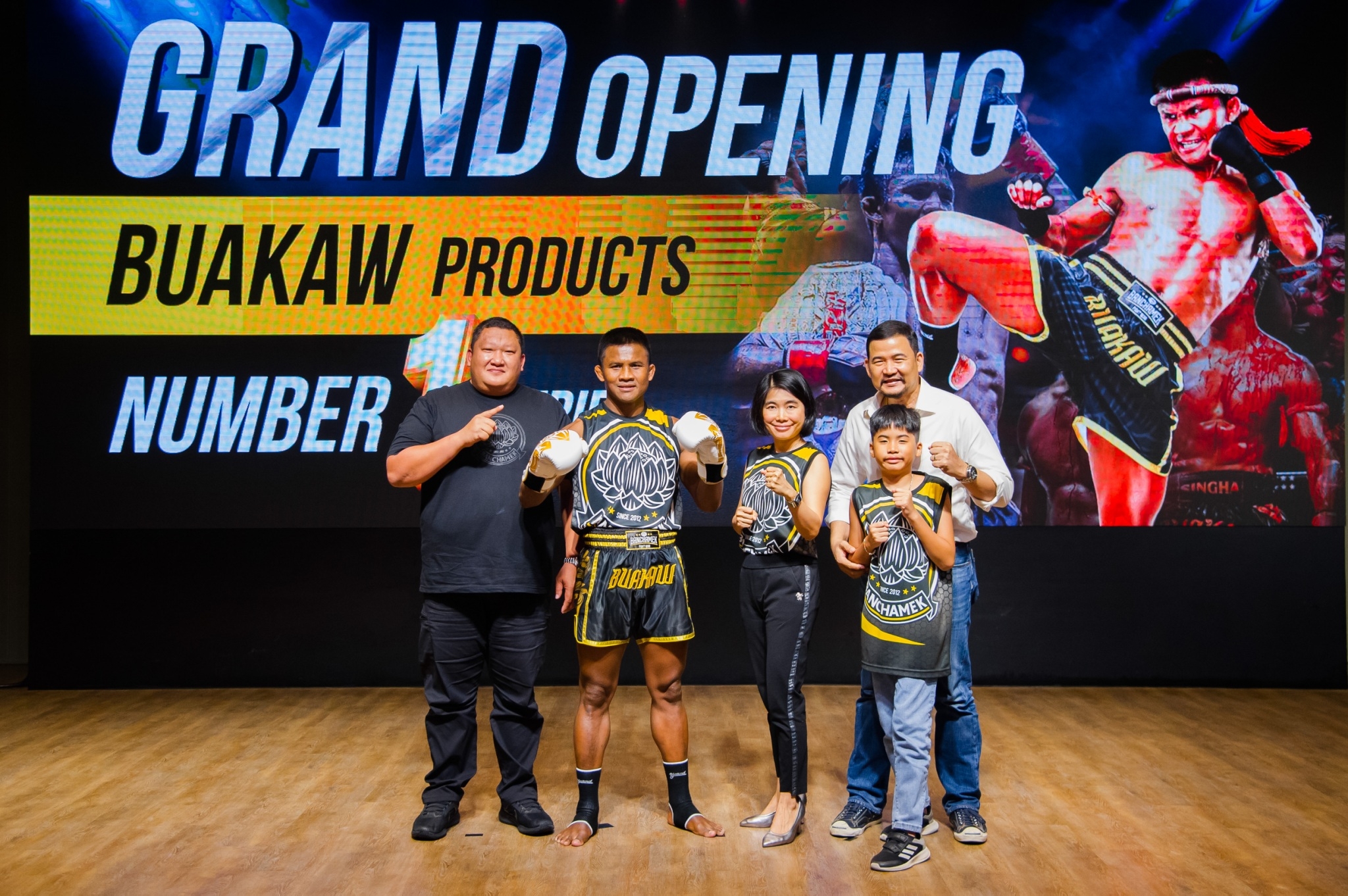 บัวขาว Number 1 Series GRAND OPENING เปิดตัวอย่างยิ่งใหญ่