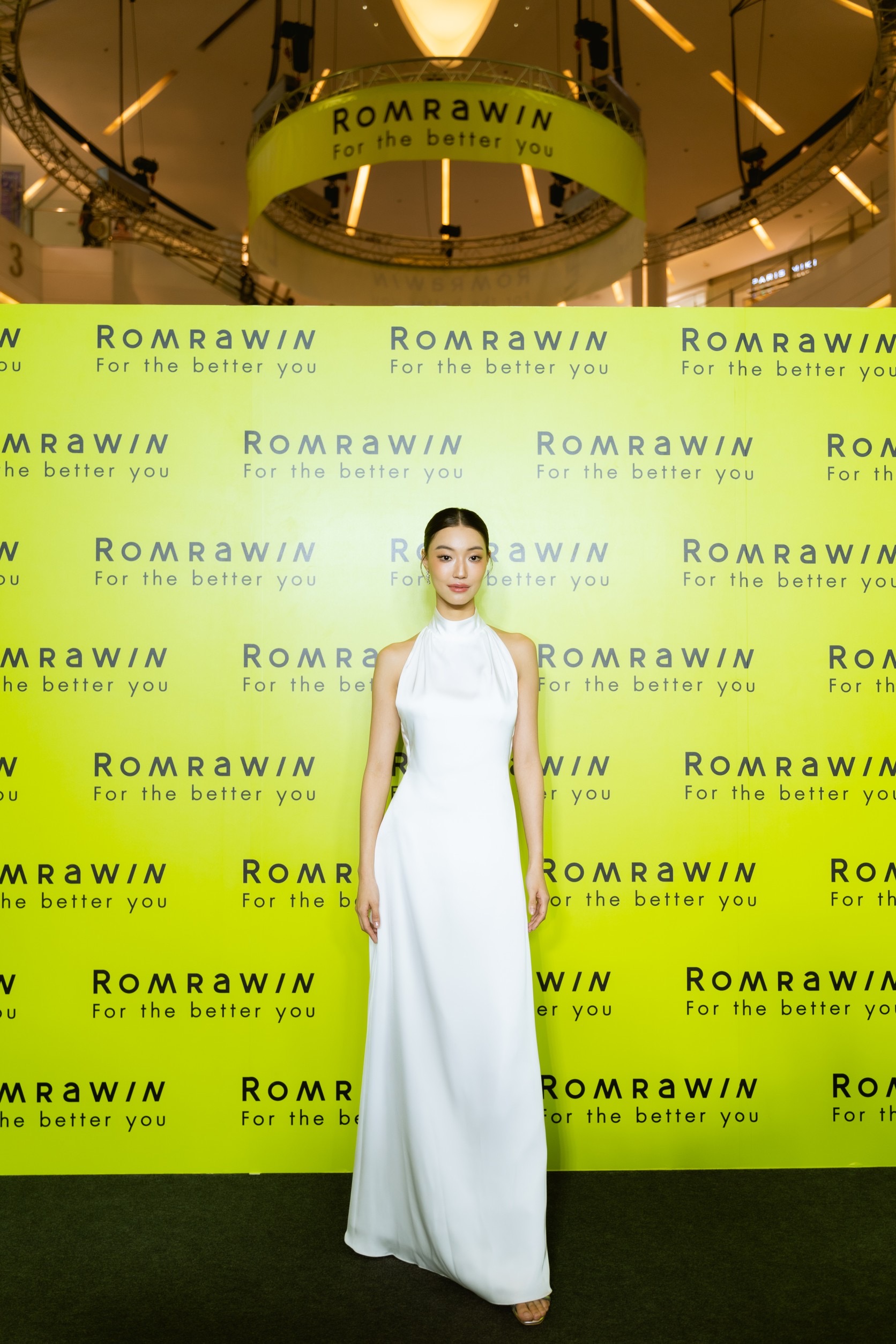 Romrawin Clinic เปิดตัว “จิงจิง-ปริยพิชญ์”ตัวแทนคนเจนฯ ใหม่