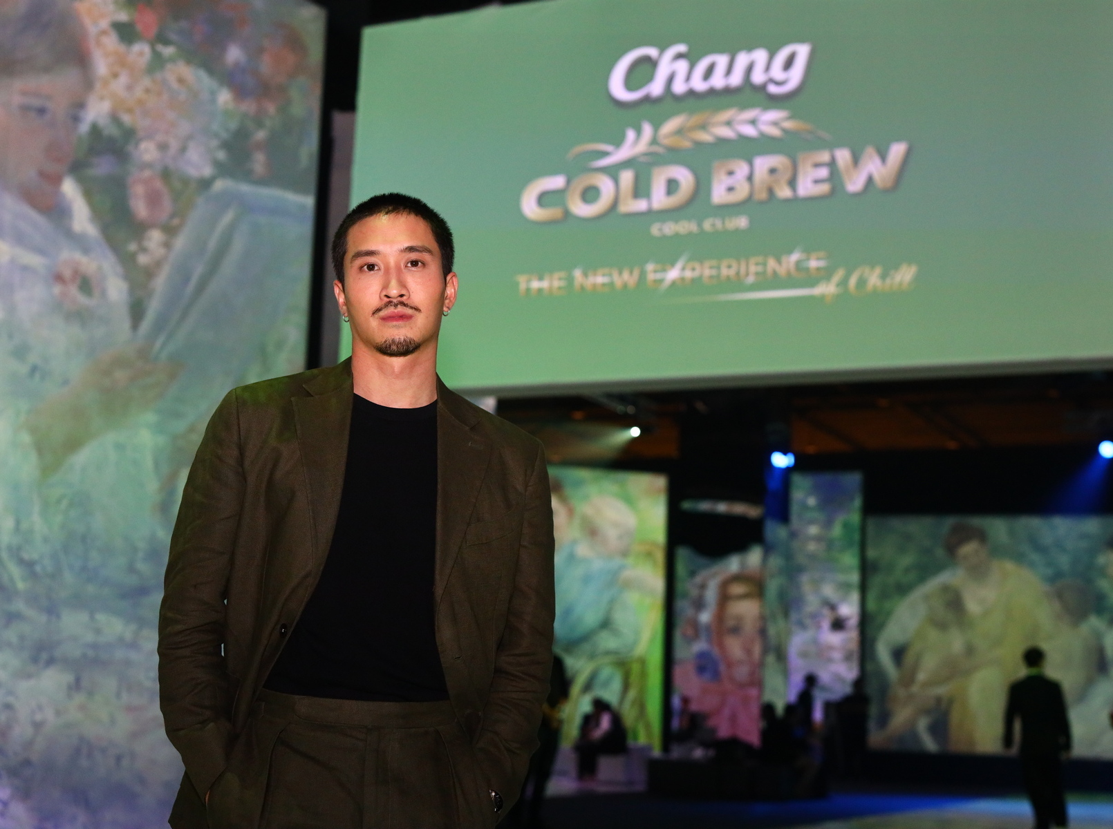 “ไบร์ท” และ “เฟย” นำทีมเปิดประสบการณ์ความชิลเหนือระดับรูปแบบใหม่