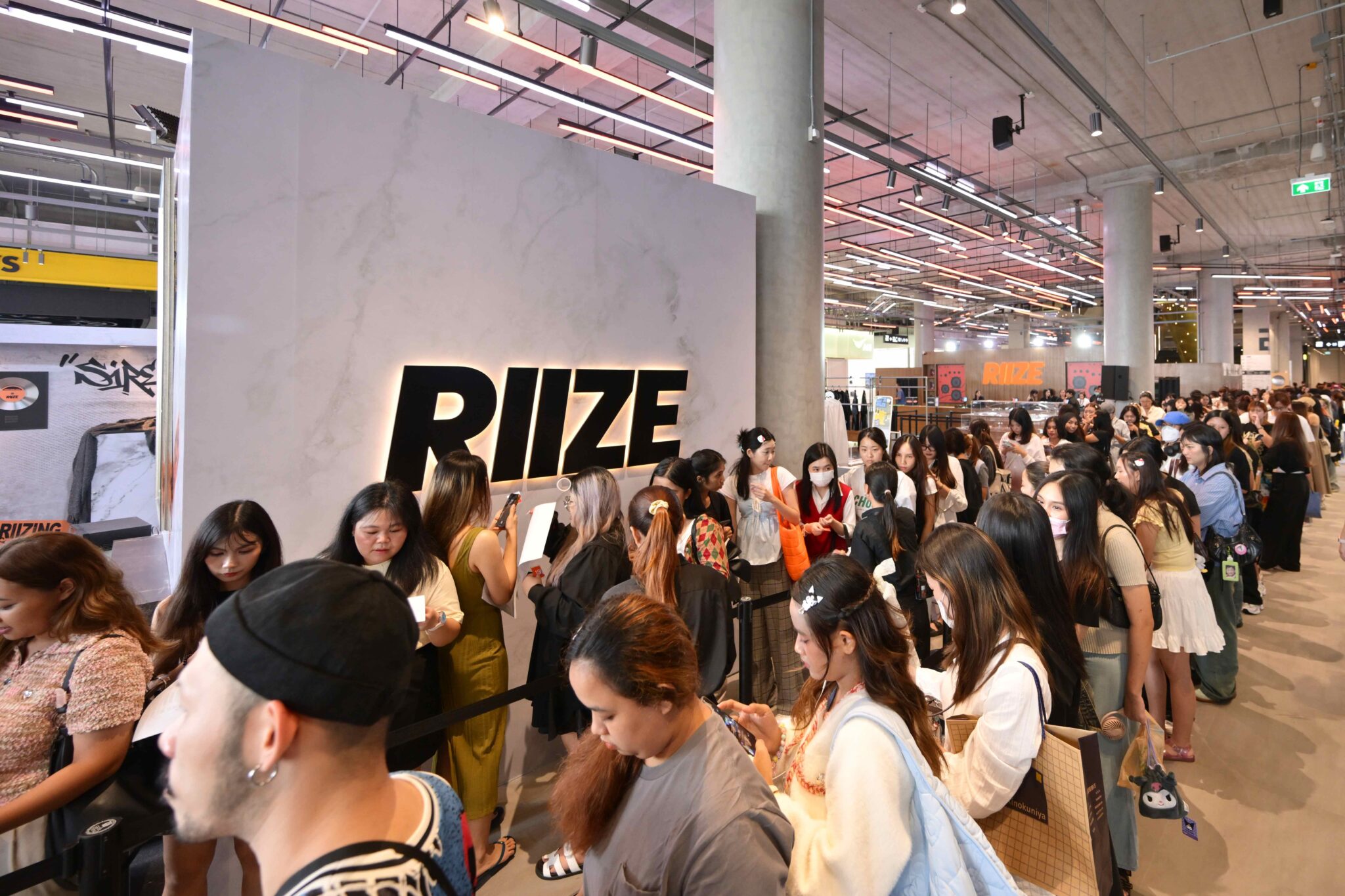 SM True (เอสเอ็ม ทรู) ส่งปรากฏการณ์ ‘RIIZING’ (ไรซิ่ง) ของ RIIZE (ไรซ์) - INN News