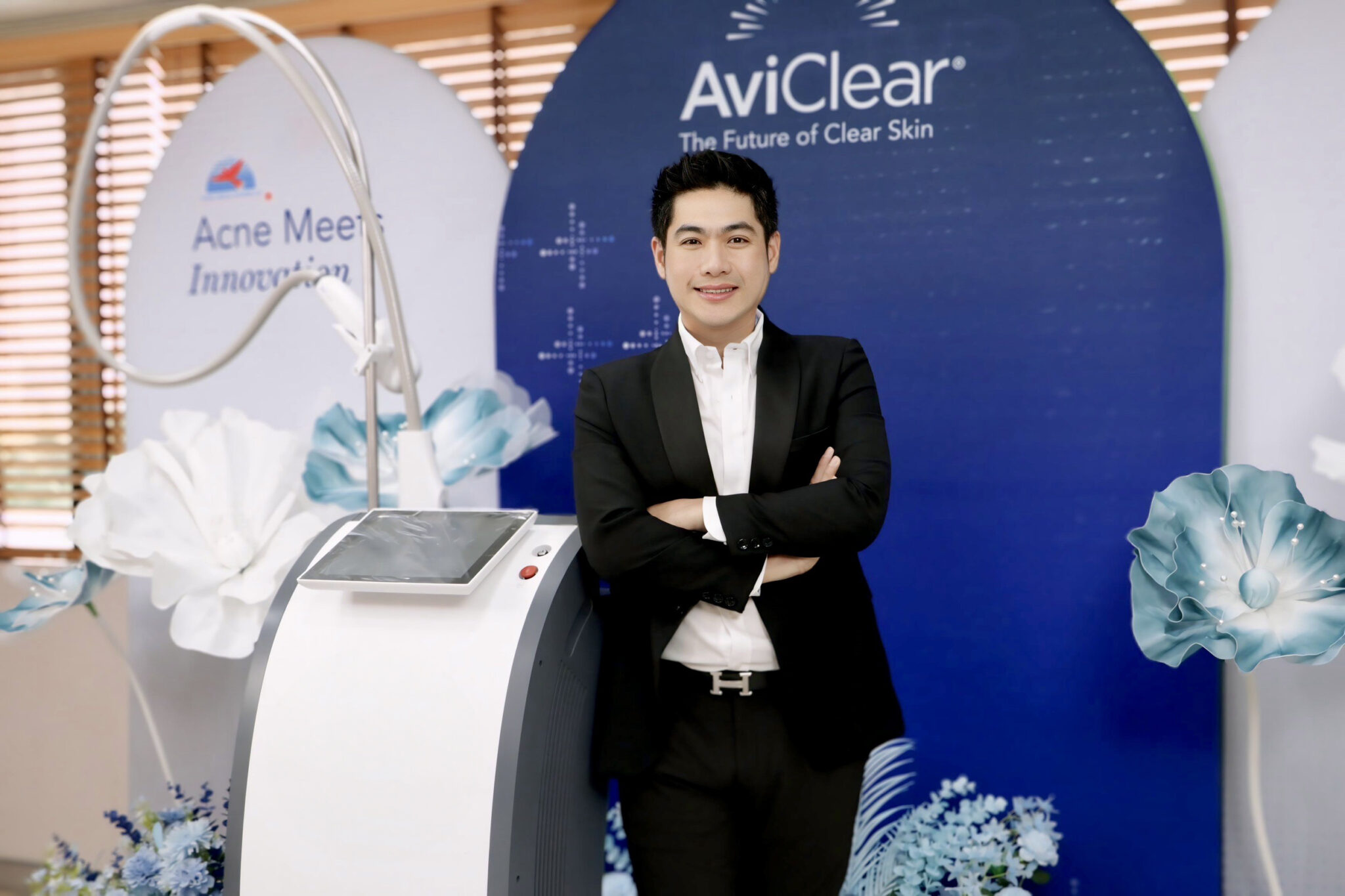 AES CLASS CLINIC เปิดตัว AviClear เทคโนโลยีรักษาสิวใหม่ล่าสุด