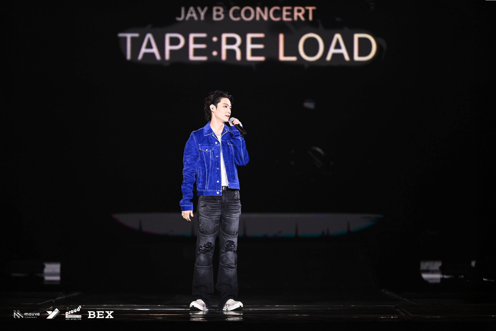 คอนเสิร์ตใหญ่ของ “JAY B” เสิร์ฟเซอร์ไพรส์ให้อากาเซ่ชาวไทยแบบจัดเต็ม