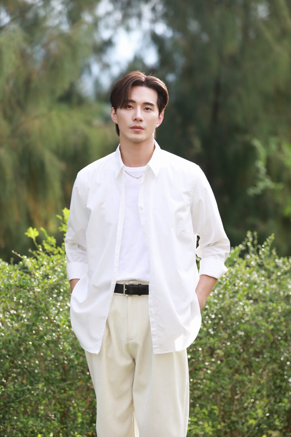 “BIEXU” (บี้ ธรรศภาคย์) ควงคู่จิ้นในจอ “เจนเย่” ถ่ายทอดเอ็มวีซึ้ง