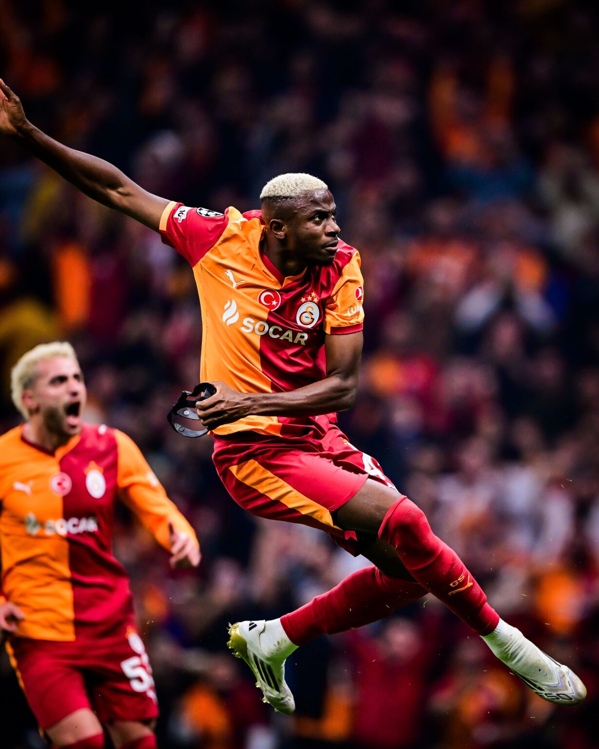 “หงส์แดง” บุกพ่ายโทษ “กาลาตาซาราย” 1-0 ศึกลูกหนัง UCL - INN News