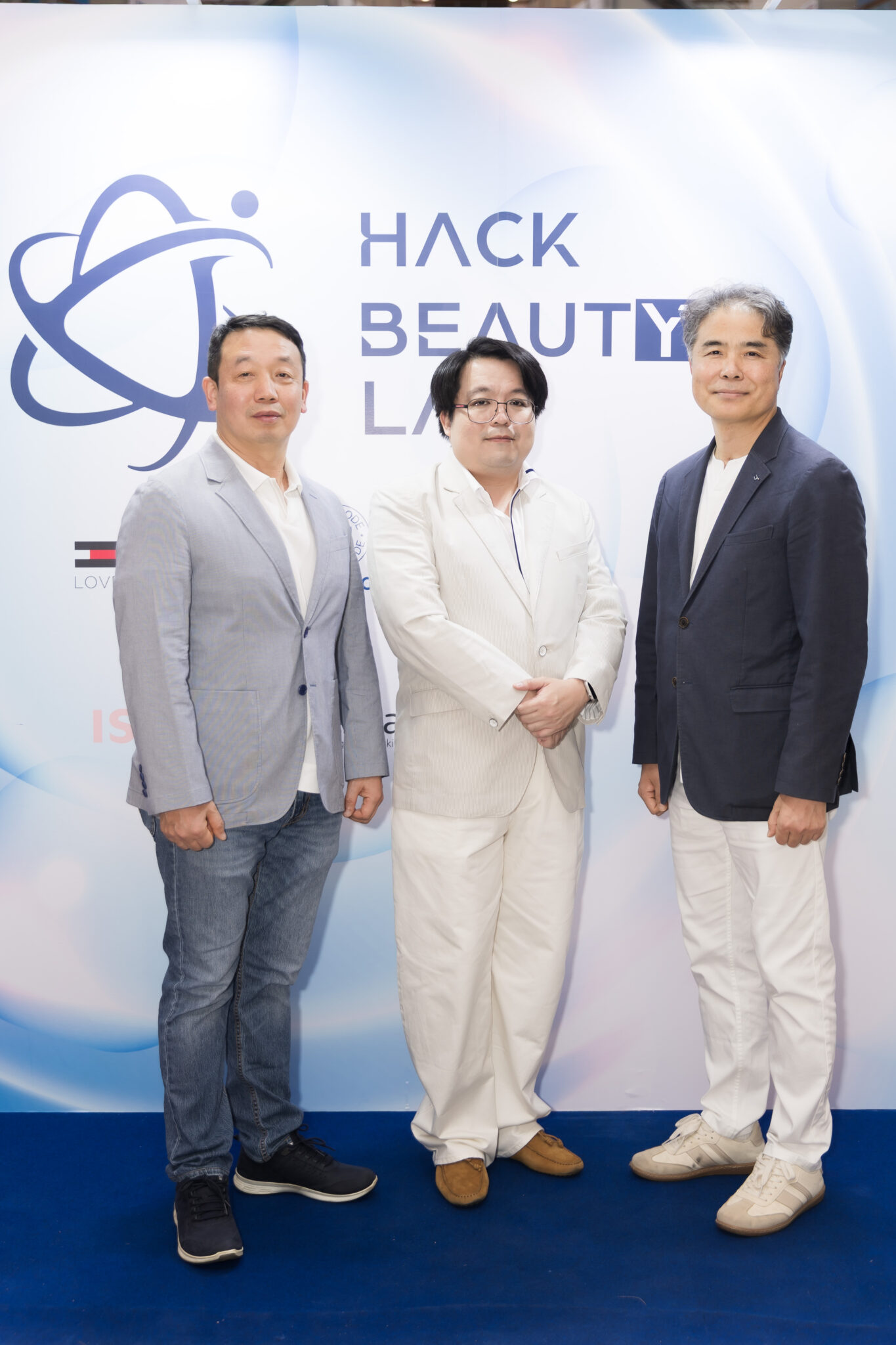 HACK BEAUTY LAB ผู้นำเข้าและจัดจำหน่ายแบรนด์เวชสำอาง